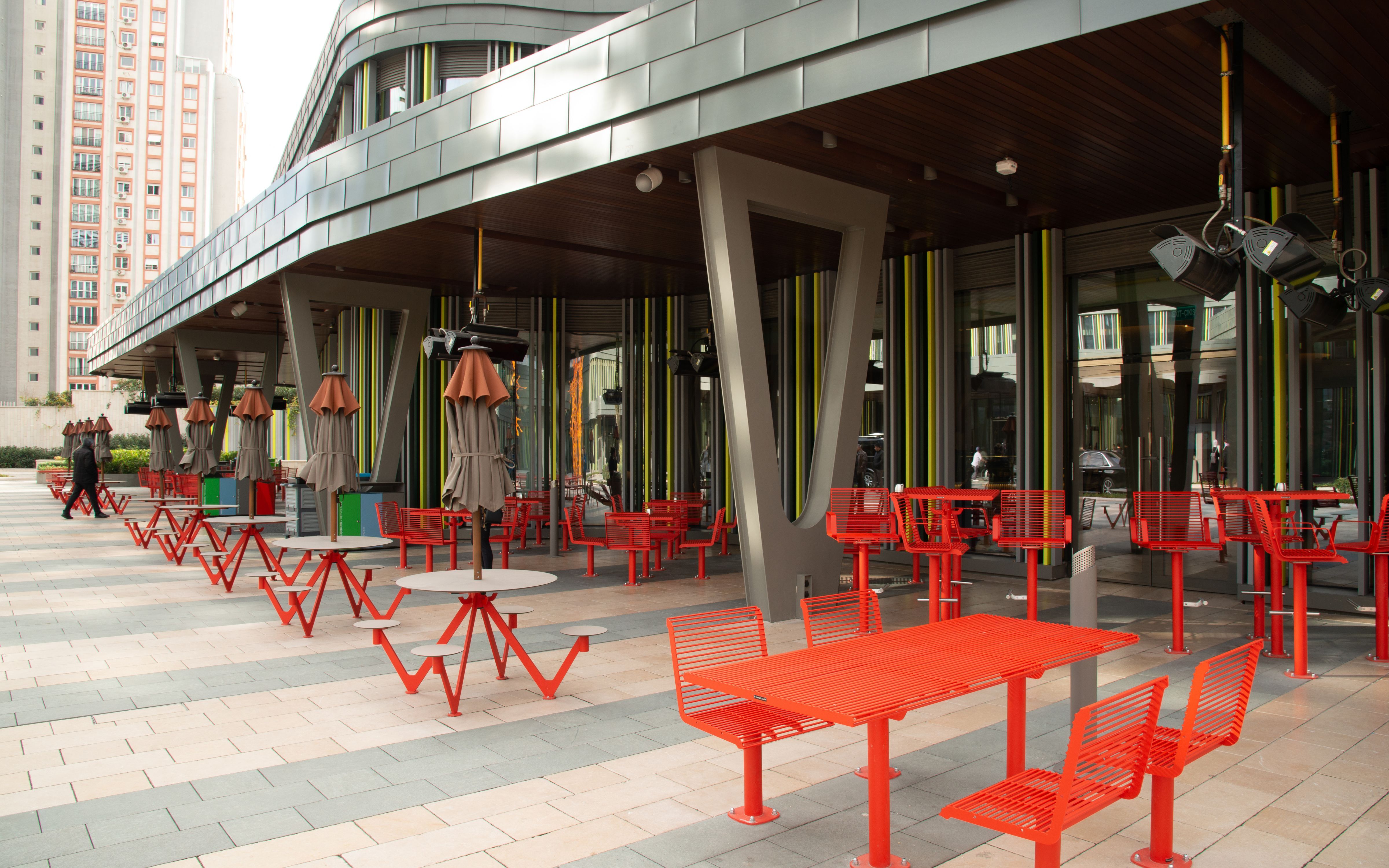 Break Time Tables and Chairs | id created, Inc.