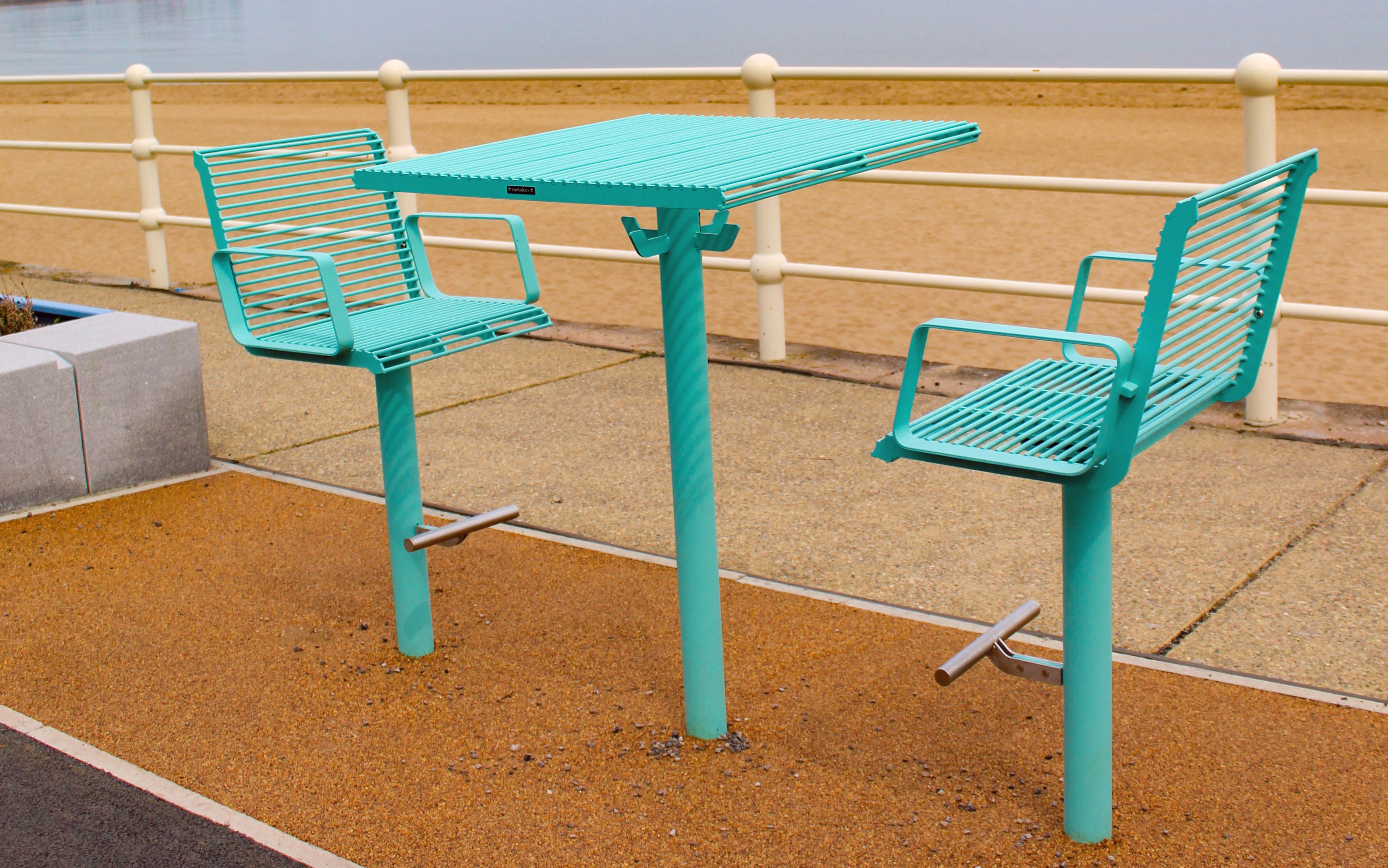 Break Time Tables and Chairs | id created, Inc.